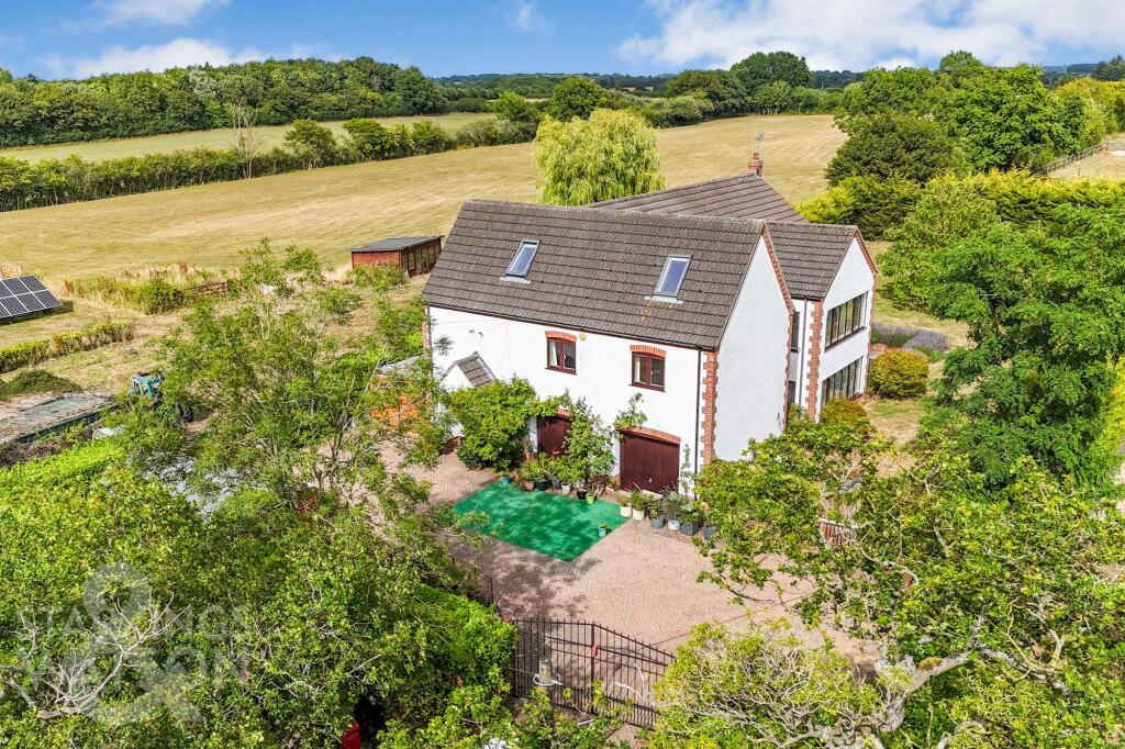 7 bedroom detached house for sale in Main Road, Little Fransham ...