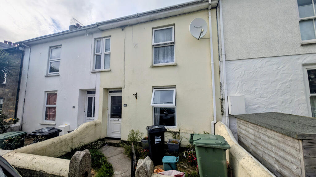 3 bedroom terraced house for sale in Mount Pleasant, Hayle, TR27 4LD, TR27