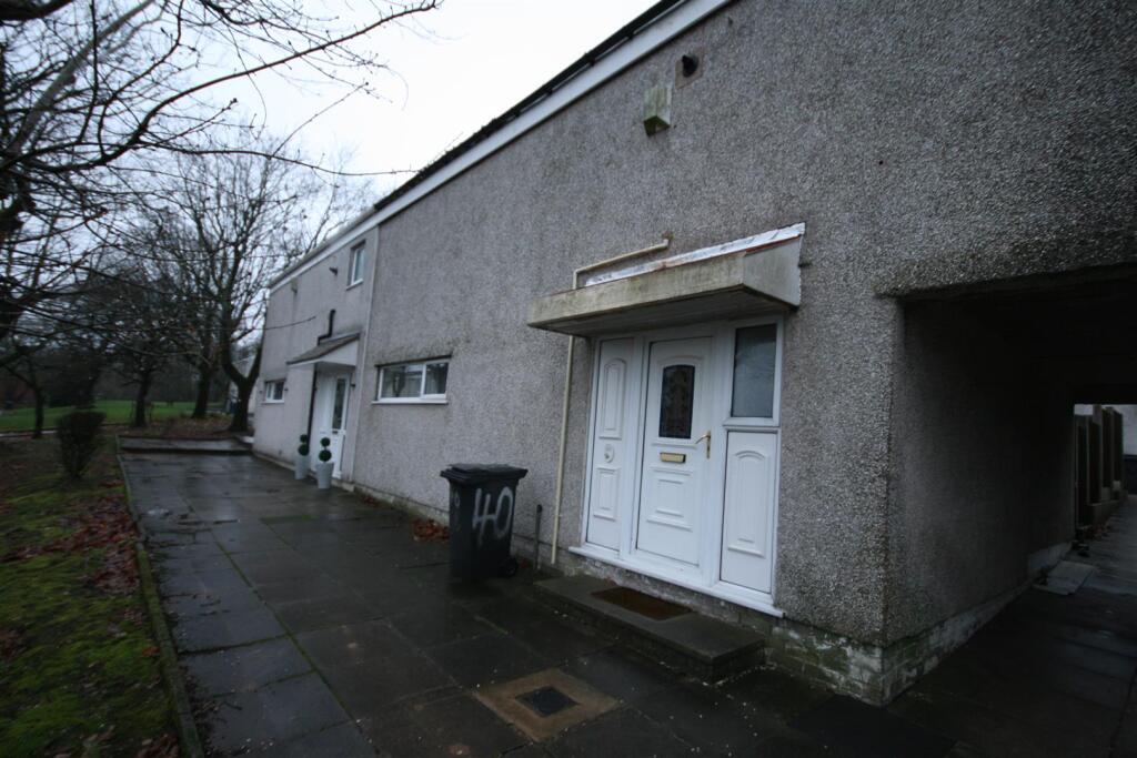 4 bedroom terraced house for rent in Falkland, Skelmersdale, WN8