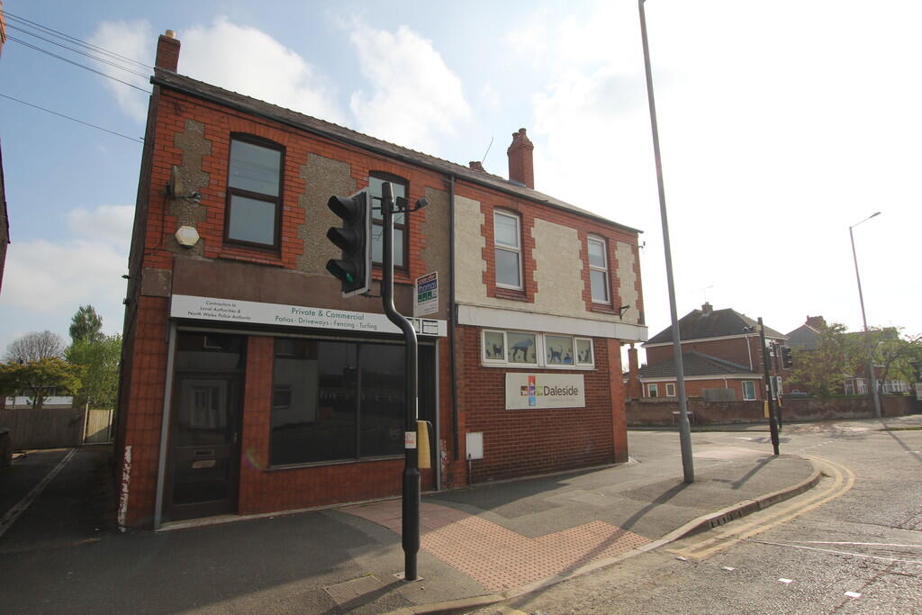 3 bedroom detached house for sale in Chester Road East, Shotton ...