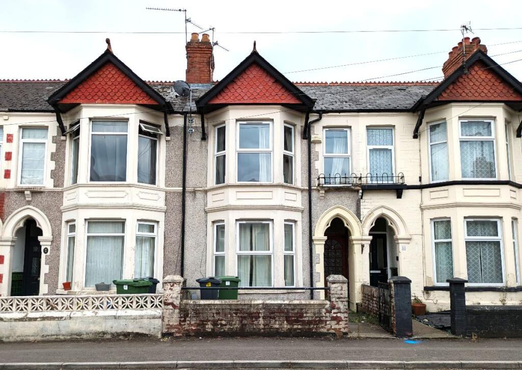 3 bedroom terraced house for sale in Llanishen Street, Heath, Cardiff ...