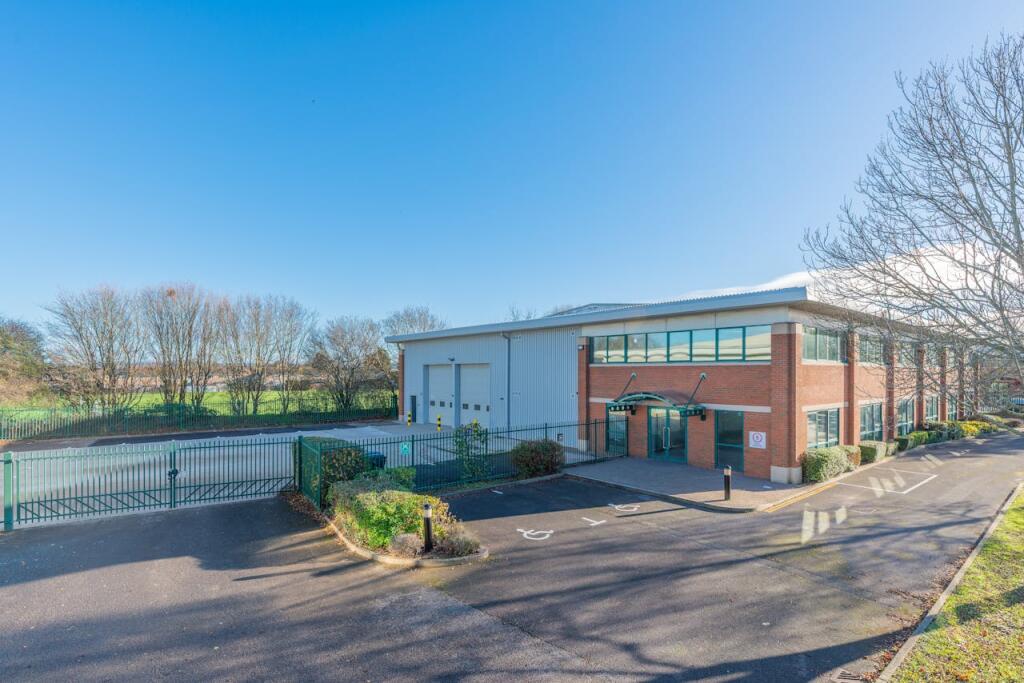 Distribution warehouse to lease in Unit 600, Alexandra Way, Tewkesbury ...