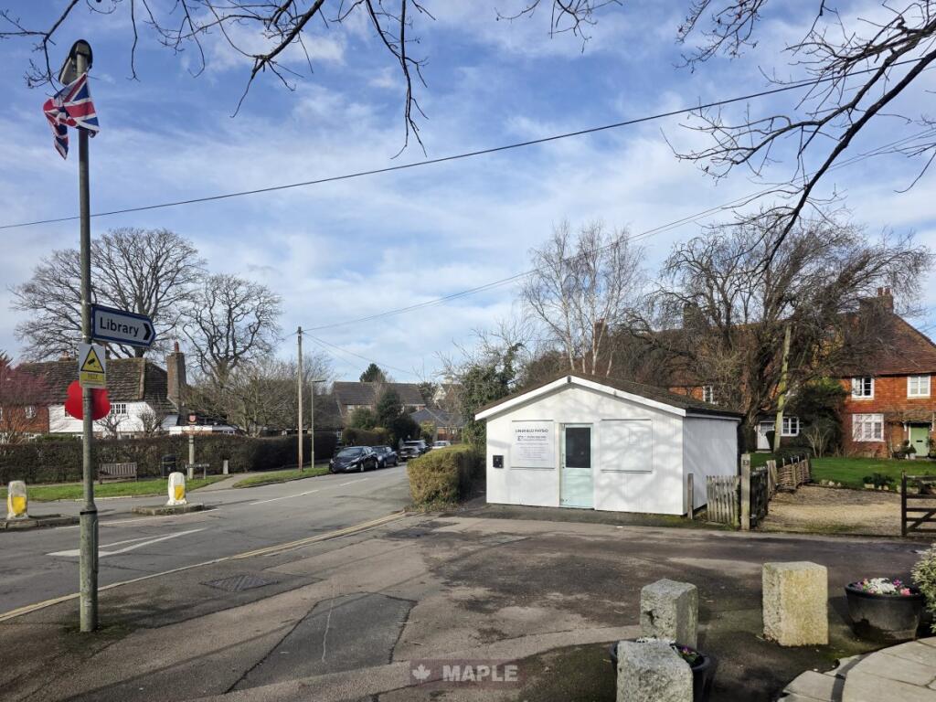 Shop for rent in Plaistow Street, Lingfield, RH7