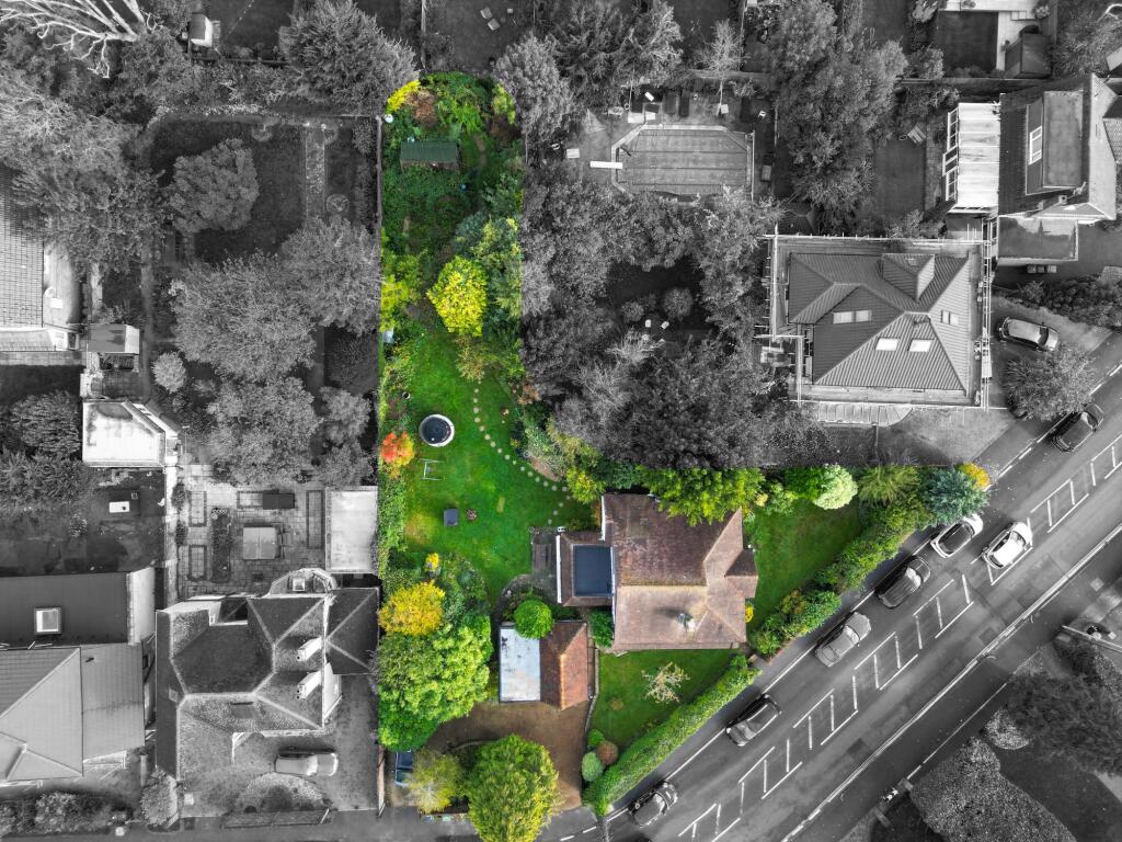 4 bedroom detached house for sale in Carden Avenue, Brighton, BN1