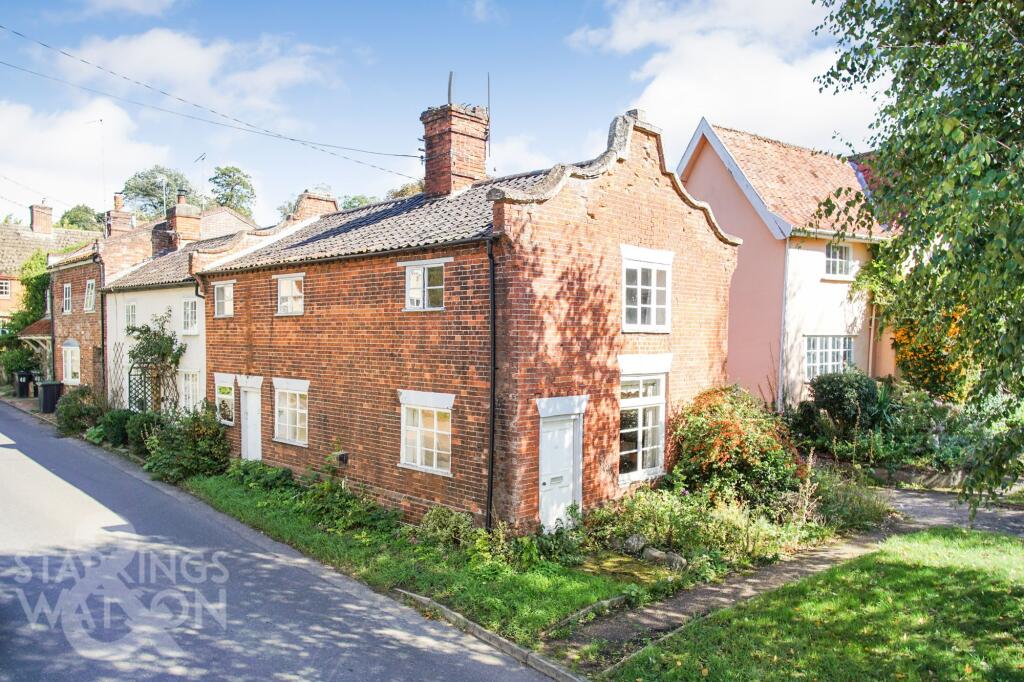 3 bedroom end of terrace house for sale in Low Street, Hoxne, Eye, IP21