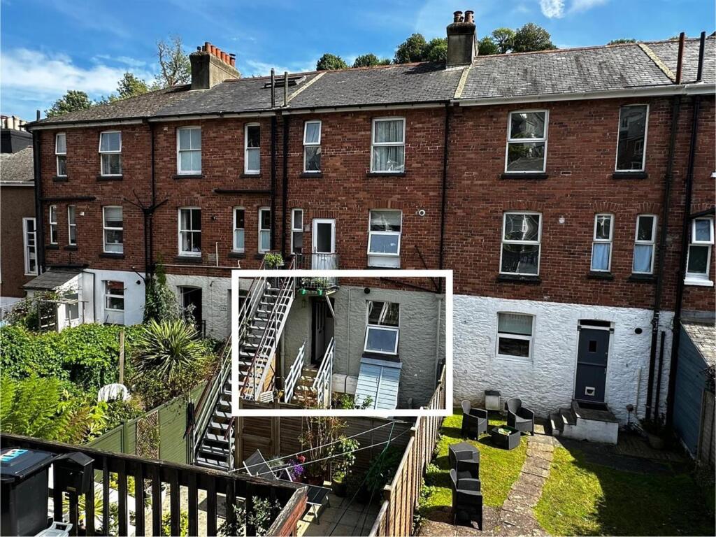 2 bedroom flat for sale in Victoria Road, Dartmouth, TQ6