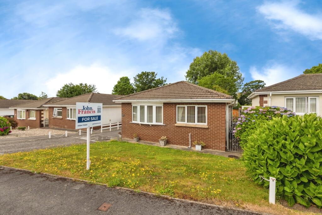 3 bedroom bungalow for sale in Parc Tyisha, Burry Port, Carmarthenshire ...