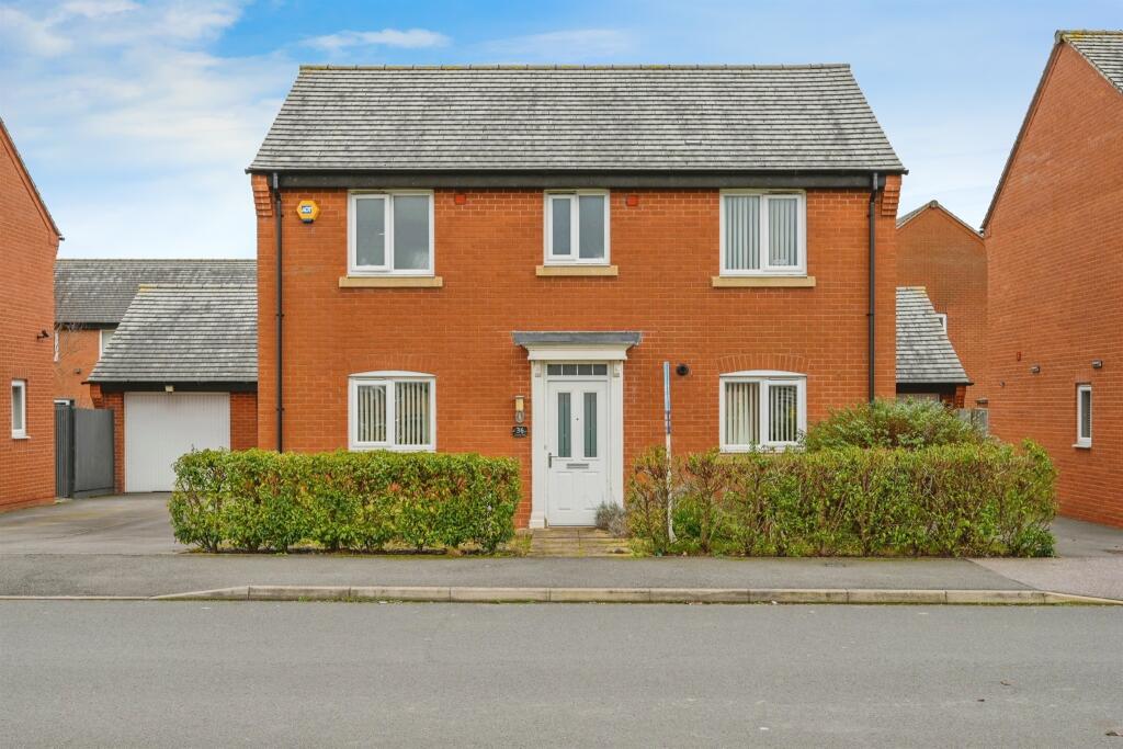 3 bedroom detached house for sale in Chartley Road, Stenson Fields ...