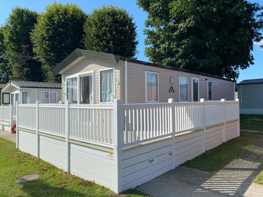 2 bedroom lodge for sale in Two Bed Atlas Onyx 4, Sutton Vale Country ...