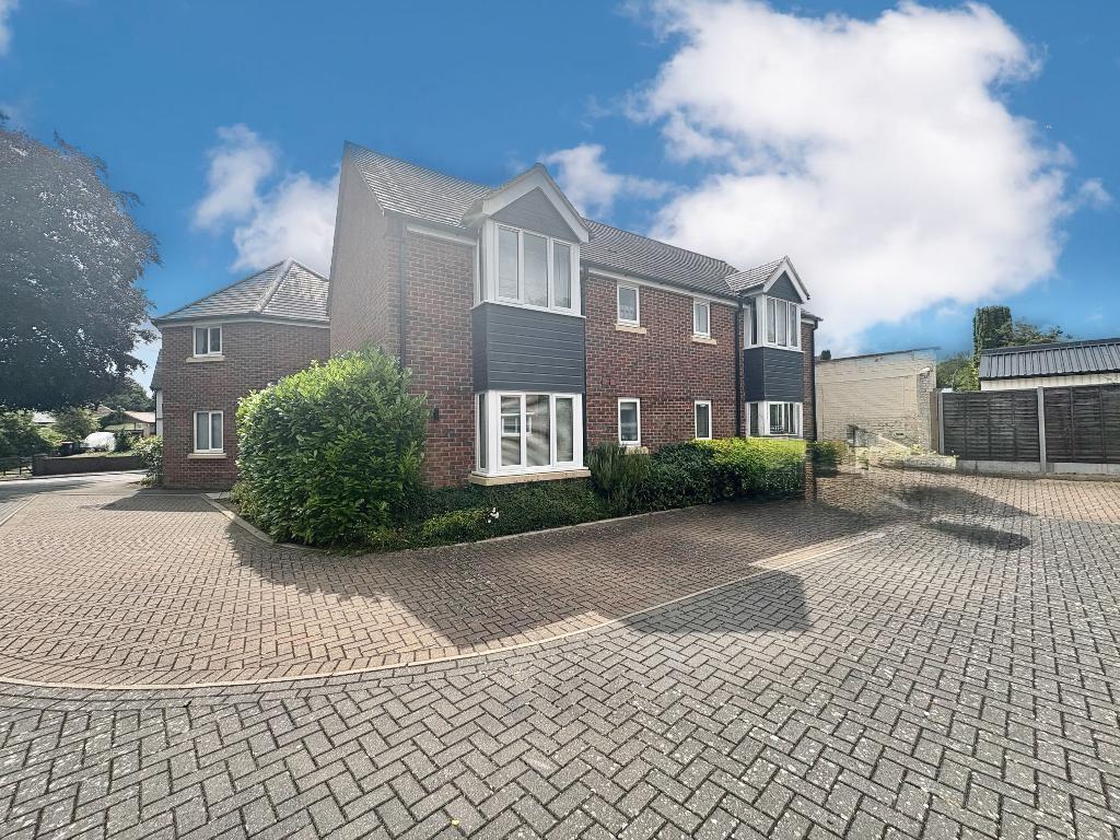 2 bedroom apartment for sale in The Sidings, Station Road, Toddington ...