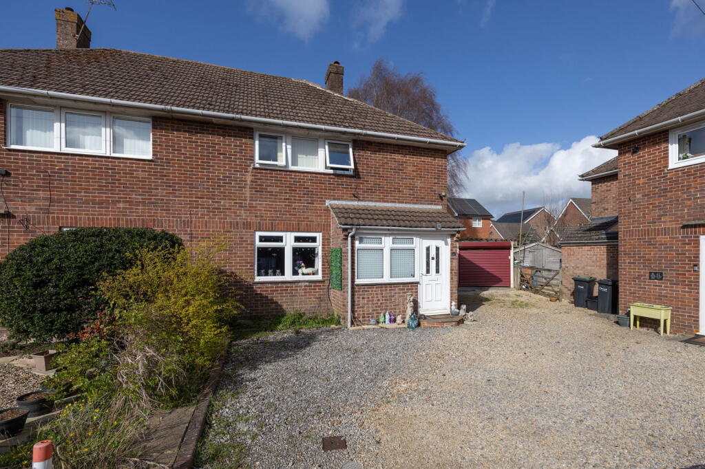 3 bedroom semi-detached house for sale in Ferozeshah Road, Devizes ...