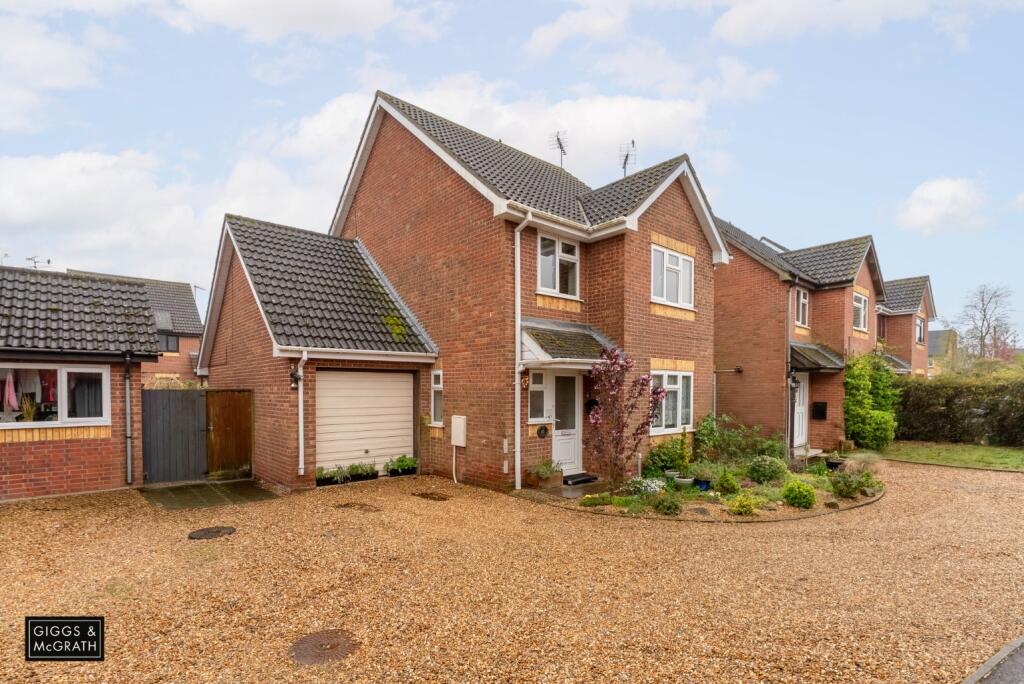 4 bedroom detached house for sale in Chandlers Way, Ramsey Mereside ...