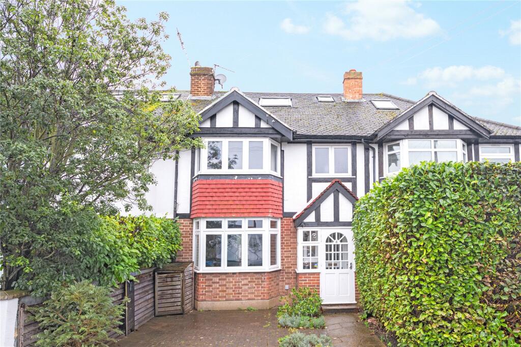 4 bedroom semi-detached house for sale in Beech Way, Twickenham, TW2