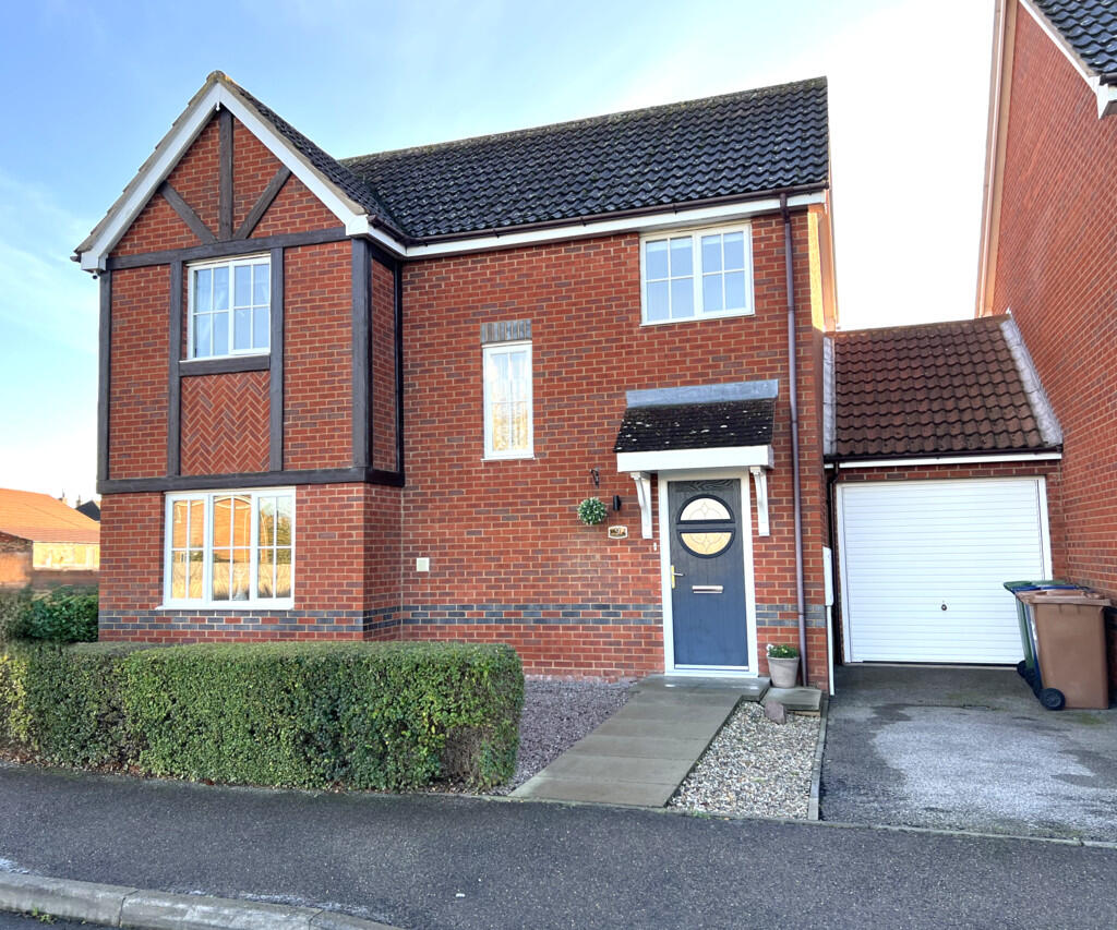 3 bedroom link detached house for sale in Hutchinson Close, Manea ...