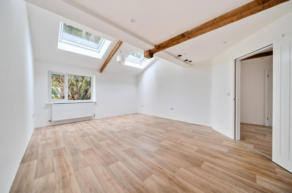 3-bedroom Semi-Detached for rent in Cullompton EX15, Growen Lane. Pid ...