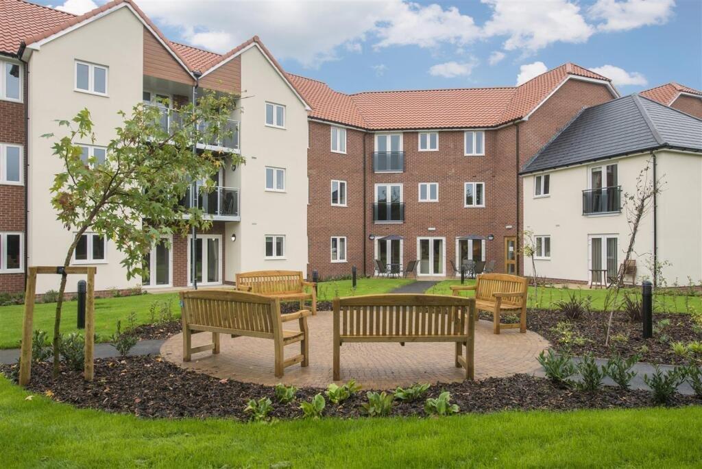 1 bedroom retirement property for sale in Maritime Court, Cleethorpes ...