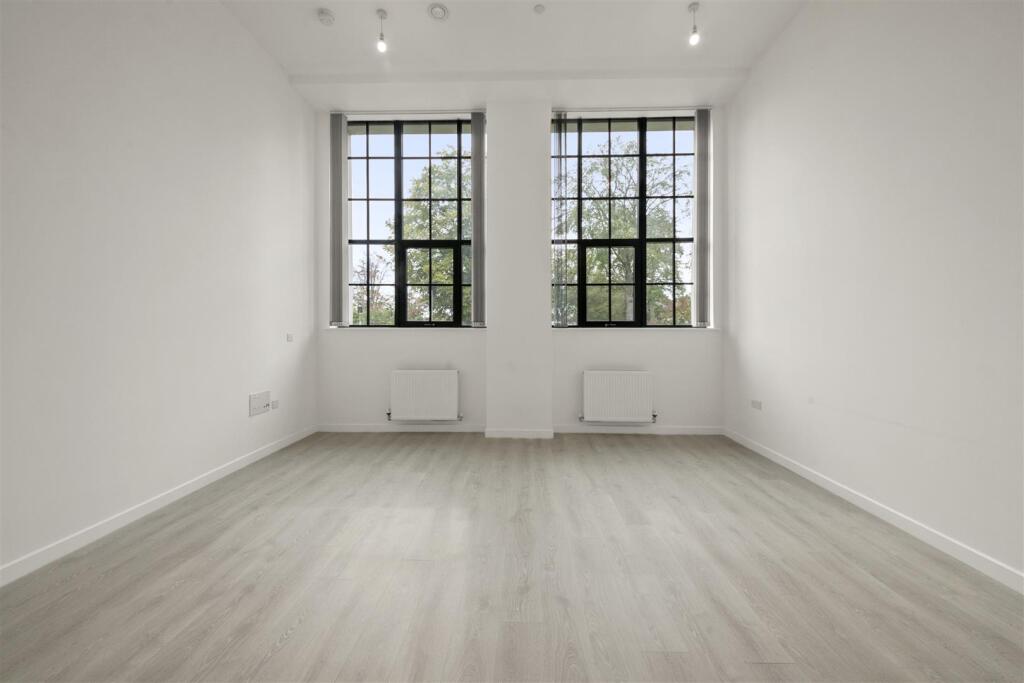 1 bedroom apartment for sale in Truscon House, Hayes, UB3
