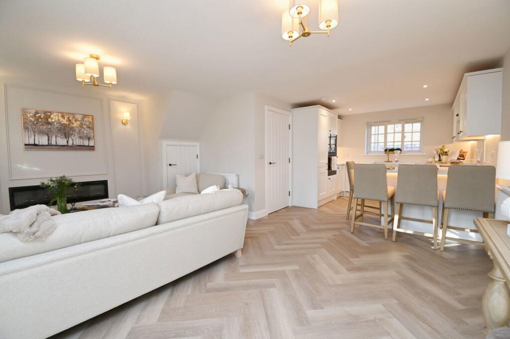 4 bedroom cottage for sale in Wath Road, Elsecar, Barnsley, S74 8HW, S74