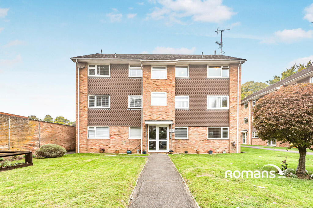 2 bedroom flat for rent in Liebenrood Road, Reading, Berkshire, RG30