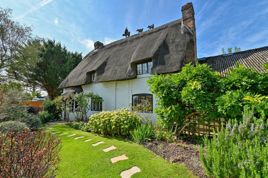 4 bedroom detached house for sale in Horton-cum-Studley, Oxford ...