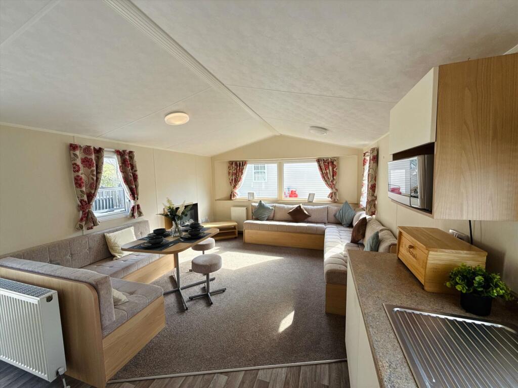 2 bedroom property for sale in Caton Road, Crook O Lune, Lancaster, LA2