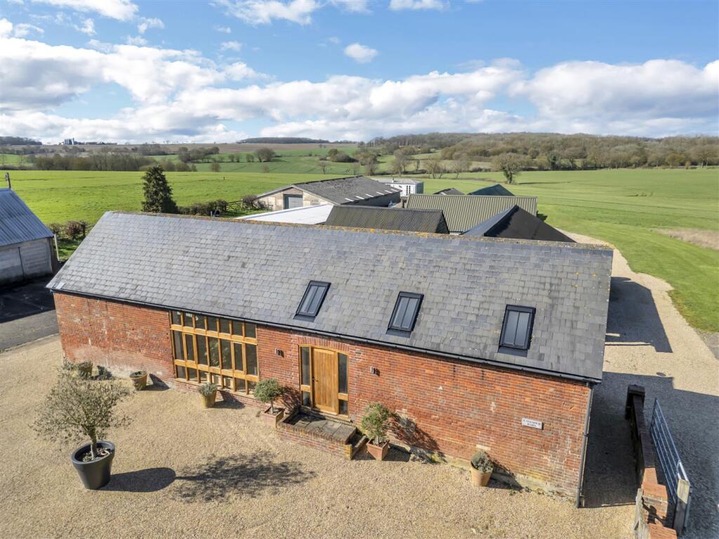 3 bedroom barn conversion for sale in Fenstead End, Boxted,, IP29
