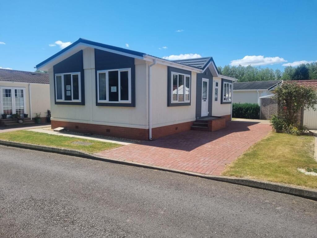 2 bedroom park home for sale in Telford , Telford and Wrekin, TF2 0DN, TF2