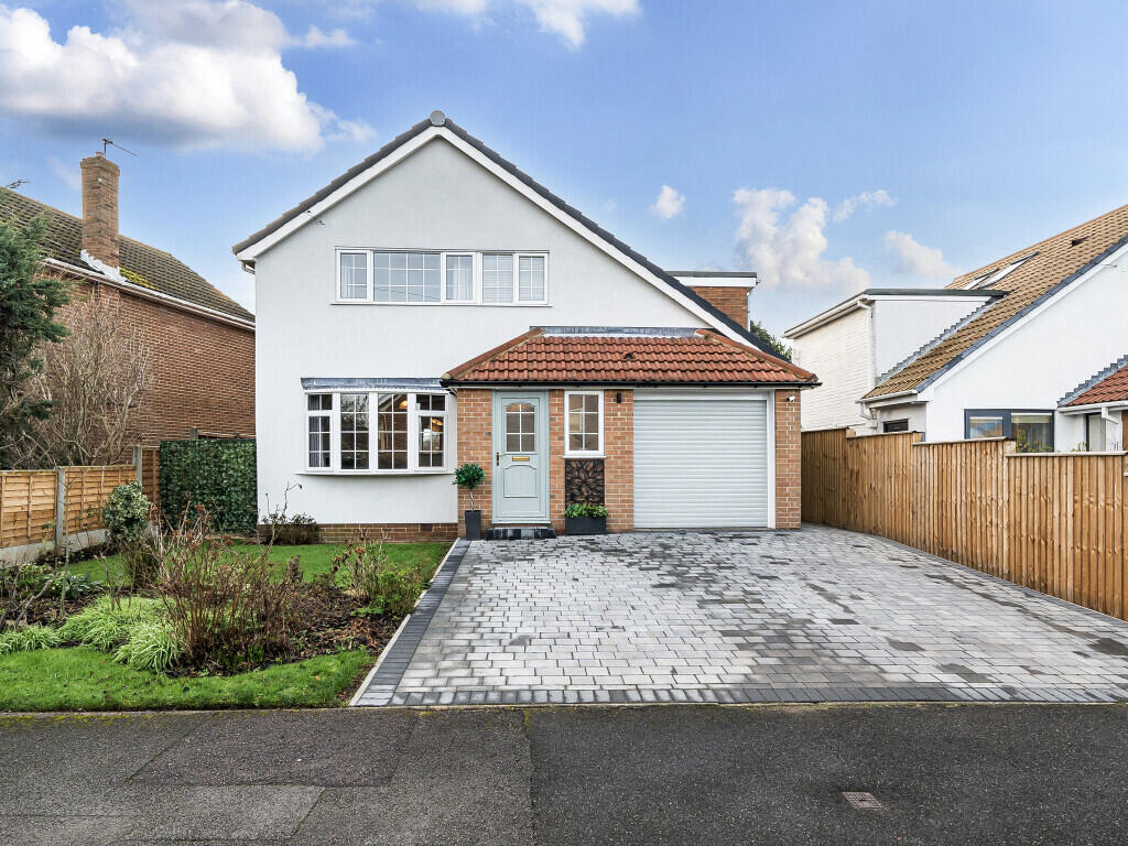 4 bedroom detached house for sale in Ingswell Drive, Notton, Wakefield ...