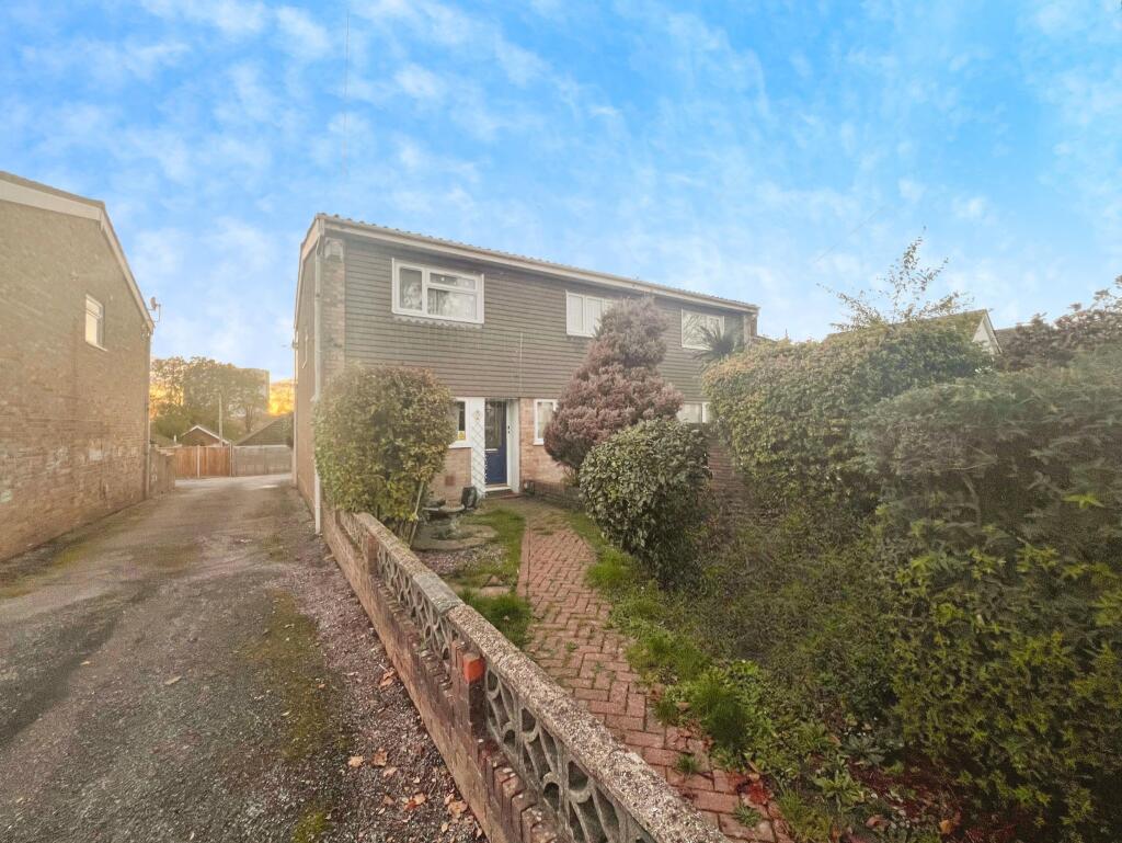 2 bedroom end of terrace house for sale in Warren Crescent, Southampton ...