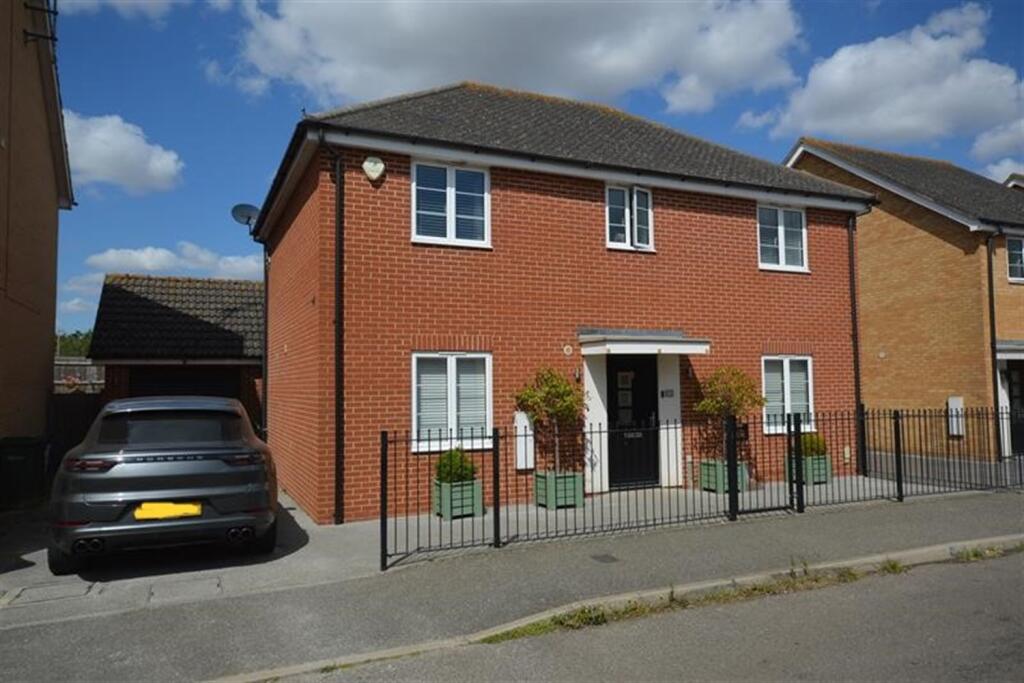 4 bedroom detached house for sale in Wood Grove, Silver End, Witham, CM8