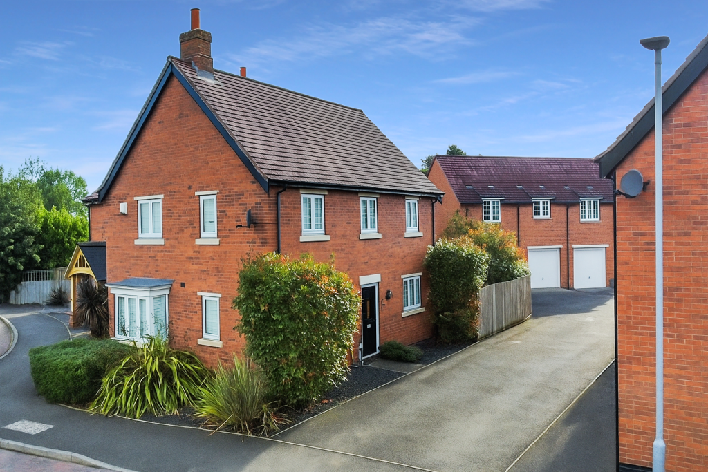 3 bedroom detached house for sale in Matthew Trigge Close, Hathern ...