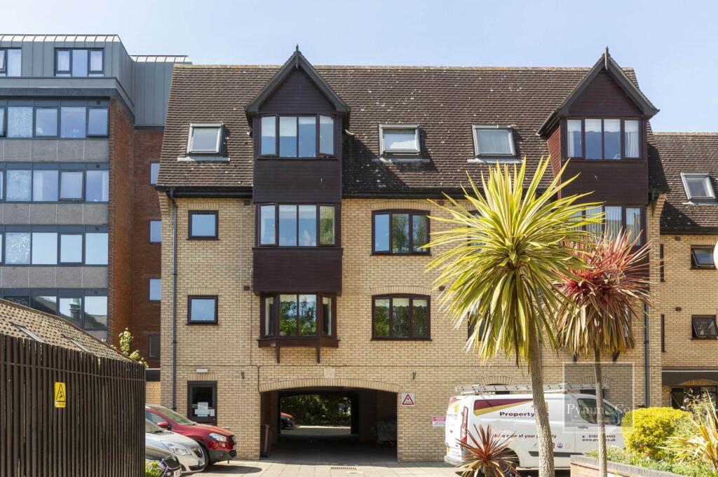 1 bedroom retirement property for sale in Cavendish Court, Norwich, NR1