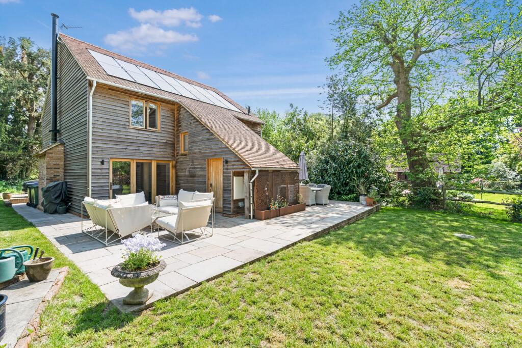 3 bedroom detached house for sale in Little Hayselden , The Common ...