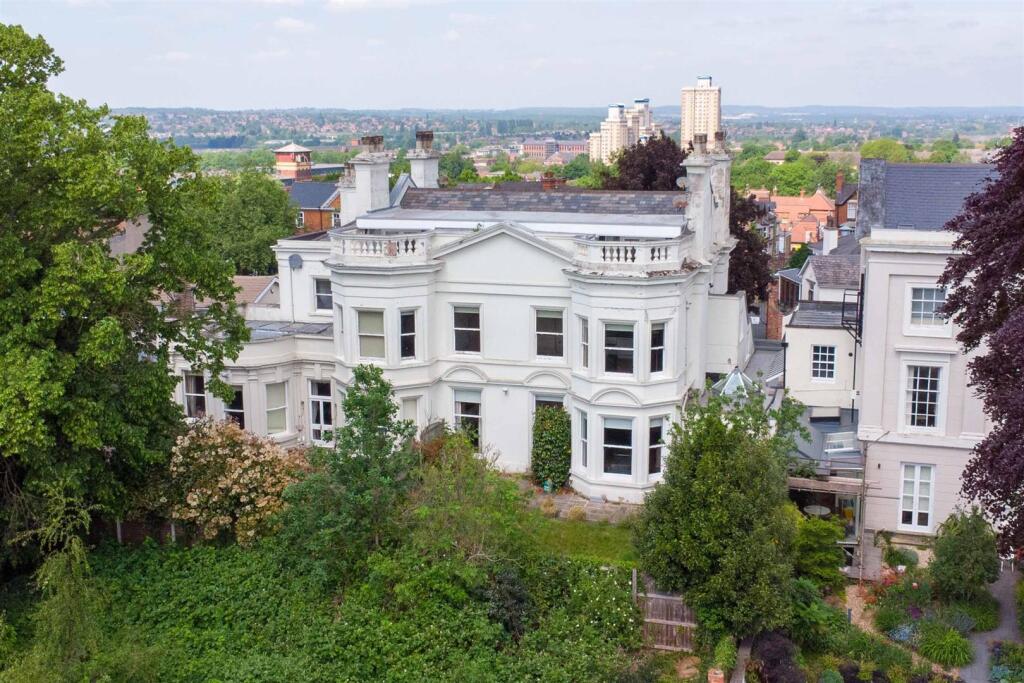 2 bedroom apartment for sale in Western Terrace, The Park, NG7