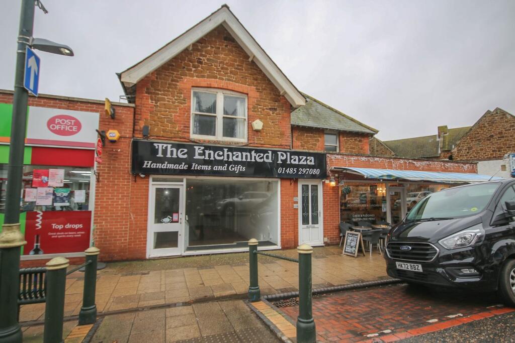 Commercial property for rent in High Street, Hunstanton, PE36