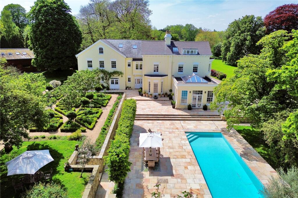 7 bedroom detached house for sale in Teston Road, Offham, West Malling ...