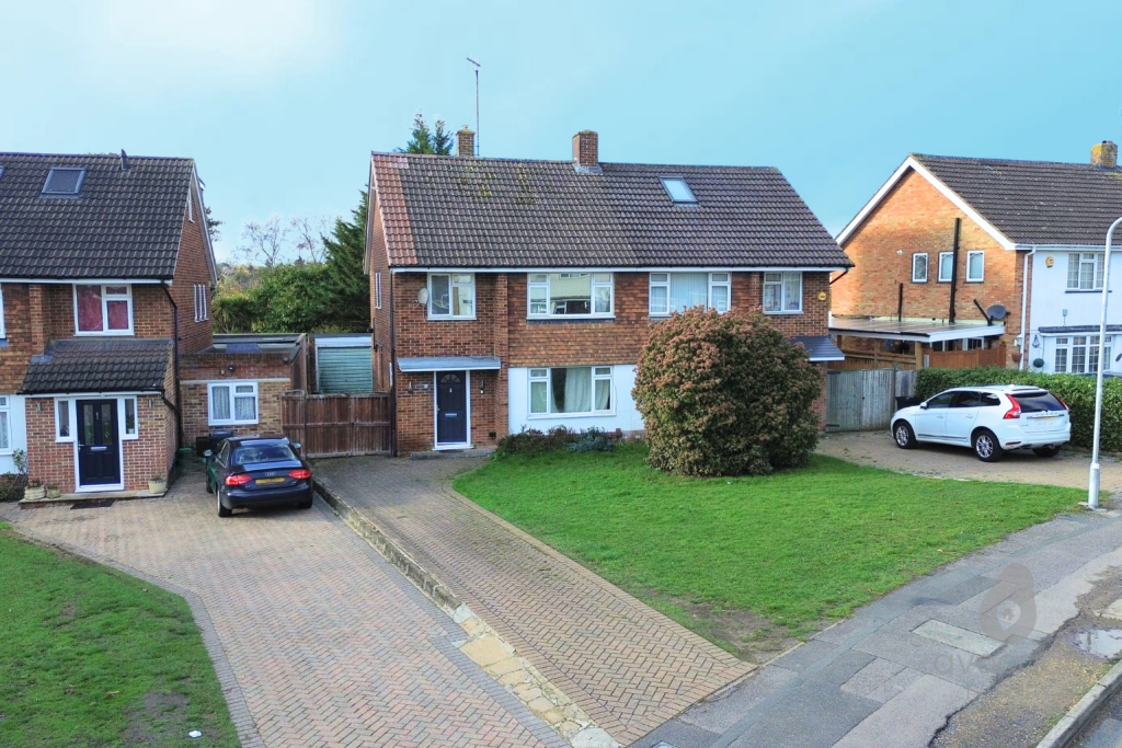 3 bedroom semi-detached house for sale in Silverdale Road, Earley ...