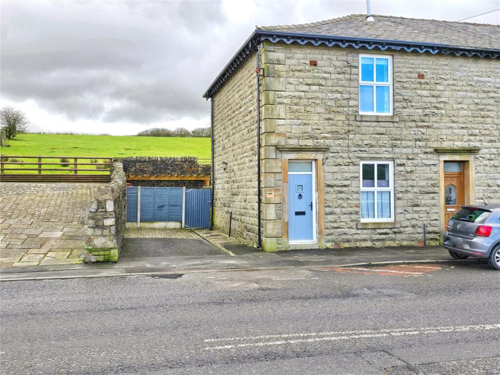 2 bedroom end of terrace house for sale in Burnley Road, Loveclough ...