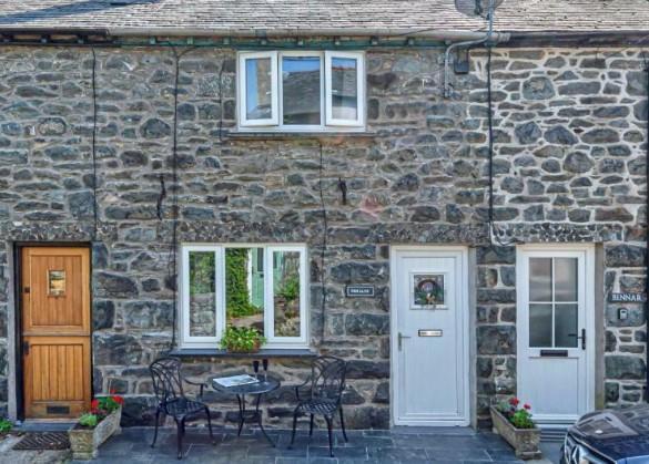 2 bedroom house for sale in Henllys, Pentre'r Efail, Harlech, LL46