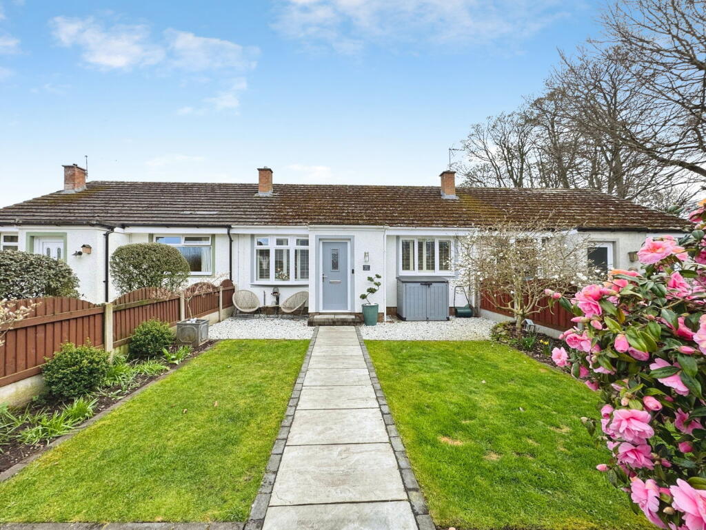 2 bedroom terraced bungalow for sale in Woodlands, Great Corby ...
