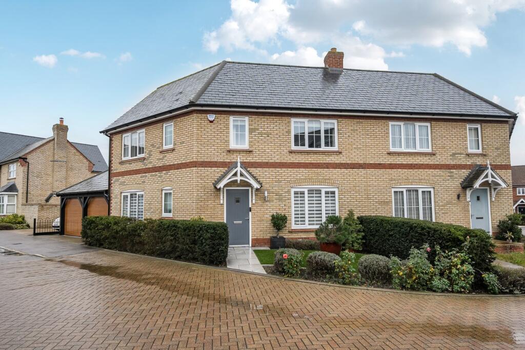 3 bedroom semi-detached house for sale in Walnut Tree Way, Meppershall ...