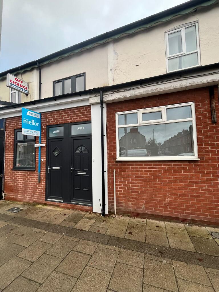 1 bedroom flat for sale in Gorton Road (Flat A & Flat B), Reddish, SK5