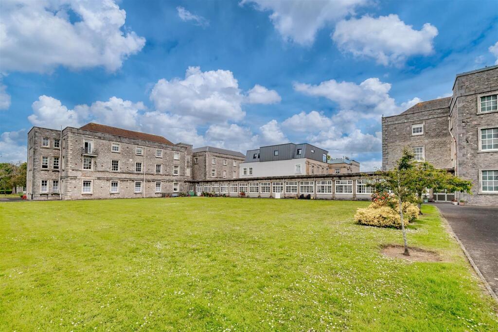 2 bedroom apartment for sale in Craigie Drive, Plymouth, PL1