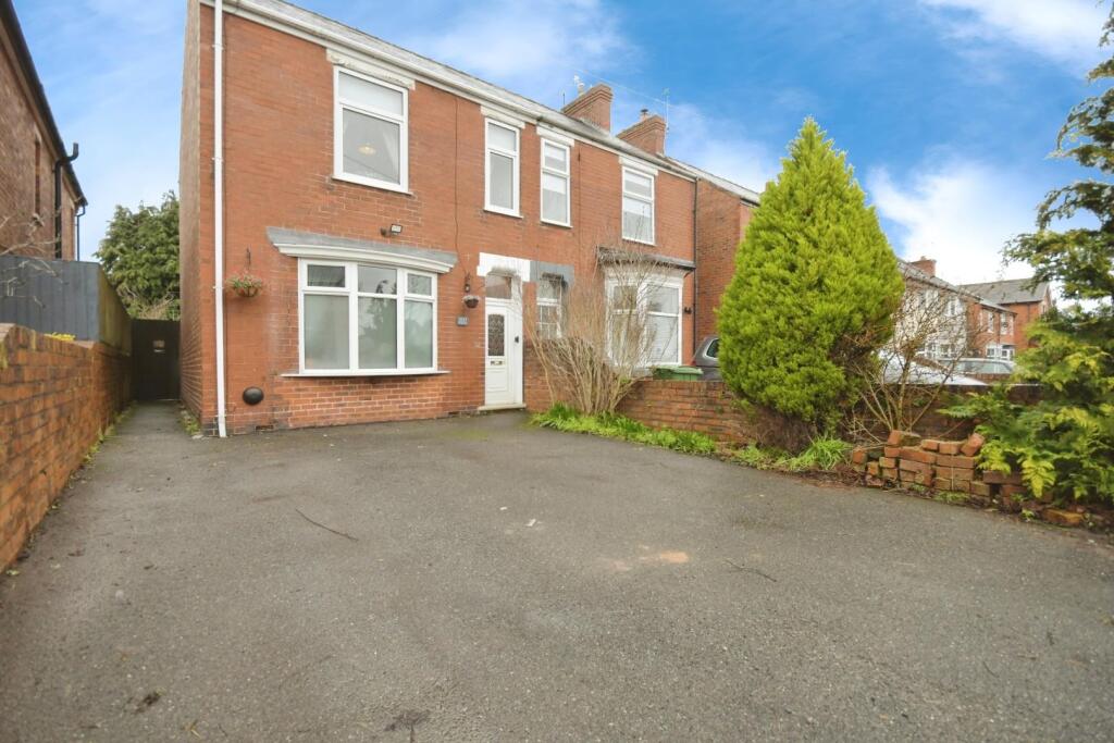 3 bedroom semi-detached house for sale in Ashgate Road, Ashgate ...