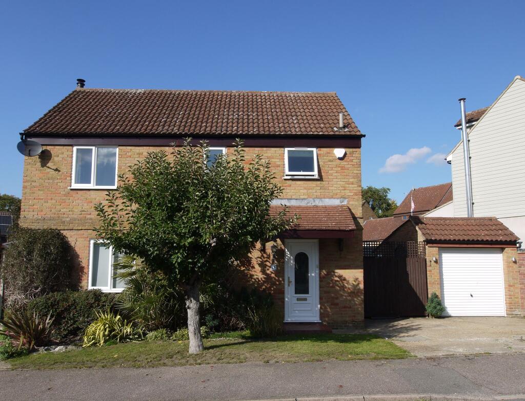4 bedroom detached house for sale in Tilmans Mead, Farningham, DA4