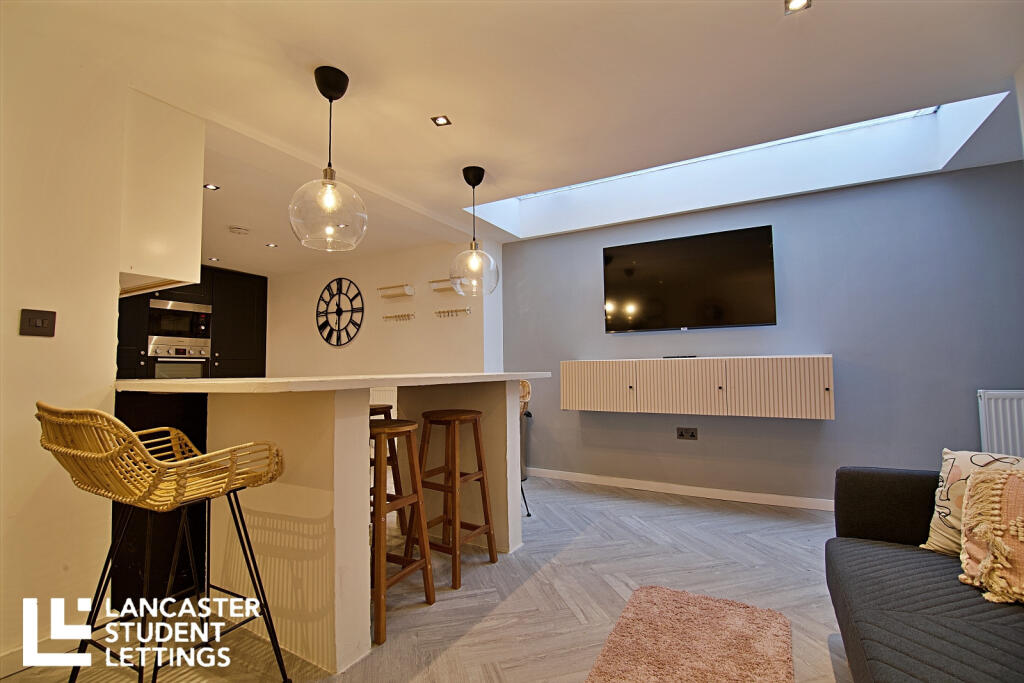 7 bedroom house for rent in Scotforth Road, Lancaster, LA1