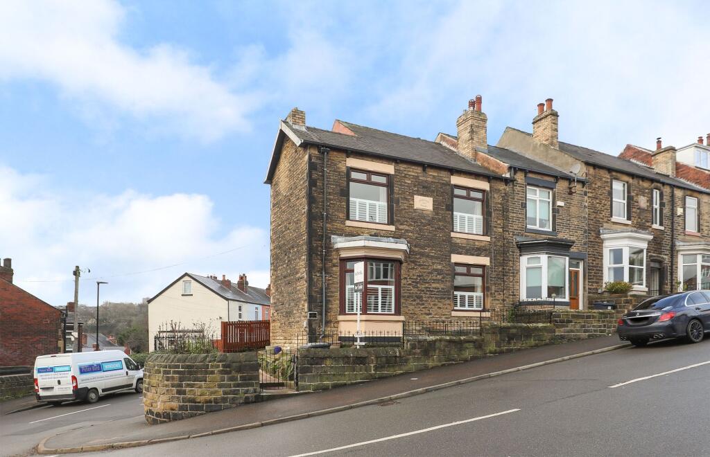 4 bedroom end of terrace house for sale in Bankfield Road, Sheffield, S6