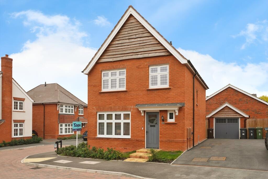 3 bedroom detached house for sale in Mill Meadow, Rushwick, Worcester ...