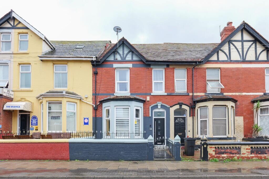 5 bedroom terraced house for sale in Palatine Road, Blackpool ...