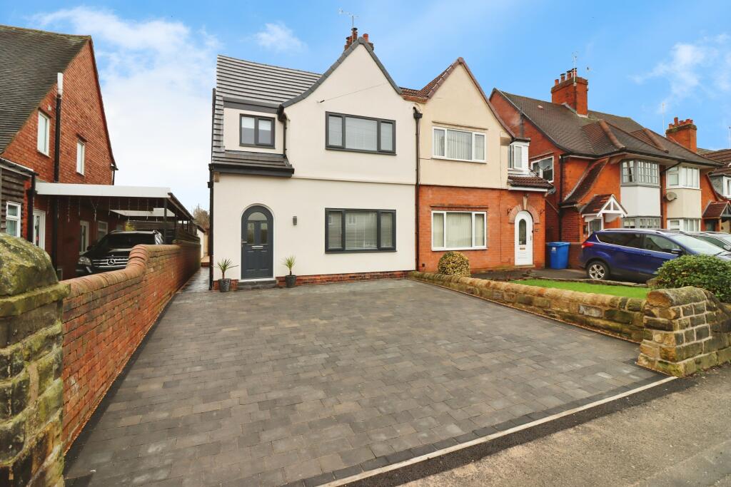 3 bedroom semi-detached house for sale in Shaftesbury Avenue, Ashgate ...